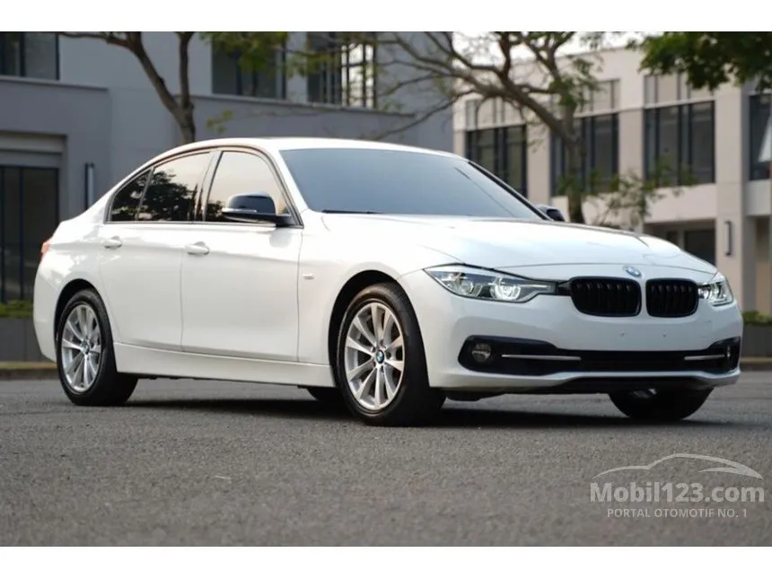 Jual Mobil BMW 320i 2017 Sport 2.0 di DKI Jakarta Automatic Sedan Putih Rp 398.000.000 ...