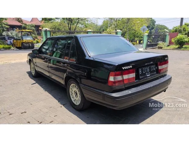 Used Volvo for Sale in Indonesia | Mobil123