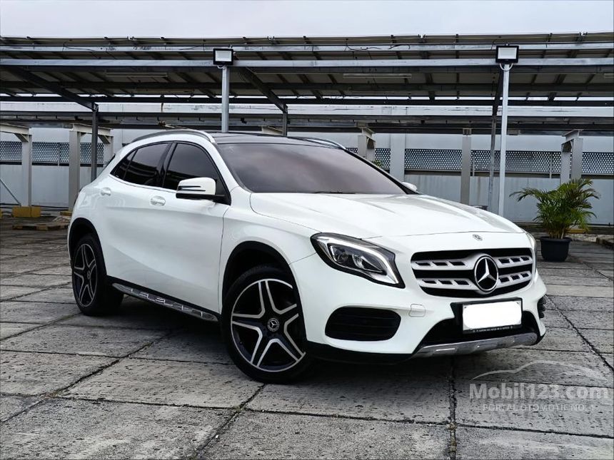 Jual Mobil Mercedes-Benz GLA200 2017 AMG 1.6 di DKI Jakarta Automatic ...