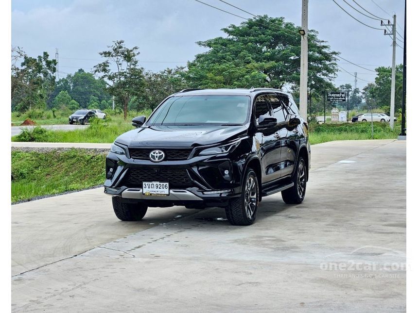 2022 Toyota FORTUNER 2.4 (ปี 15-25) Leader V 4WD SUV มือสอง One2car