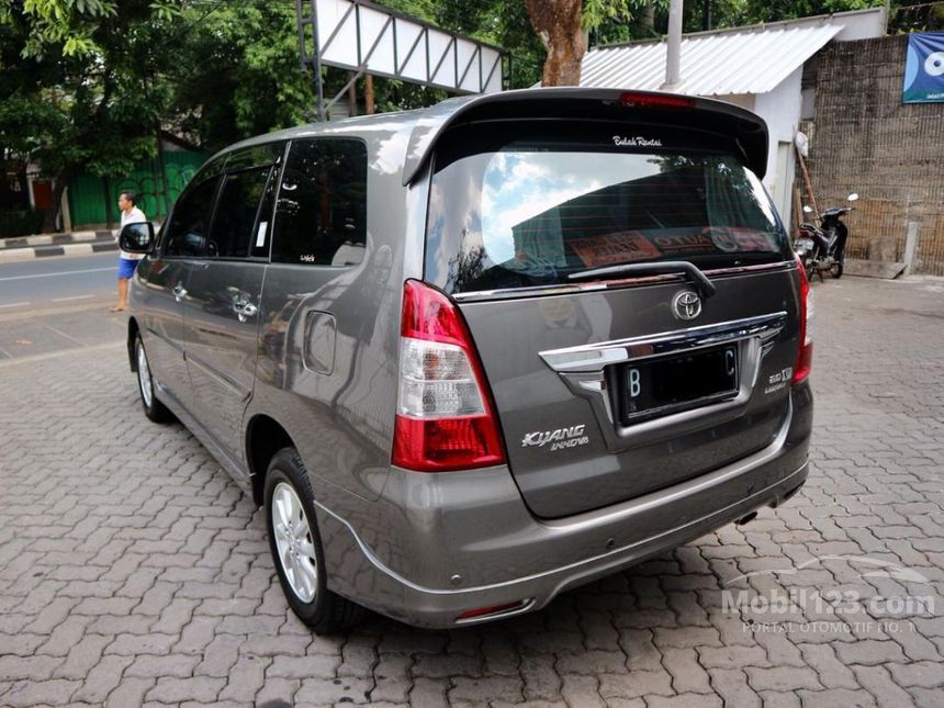 Jual Mobil Toyota Kijang Innova 2011 V Luxury 2.0 di DKI Jakarta ...