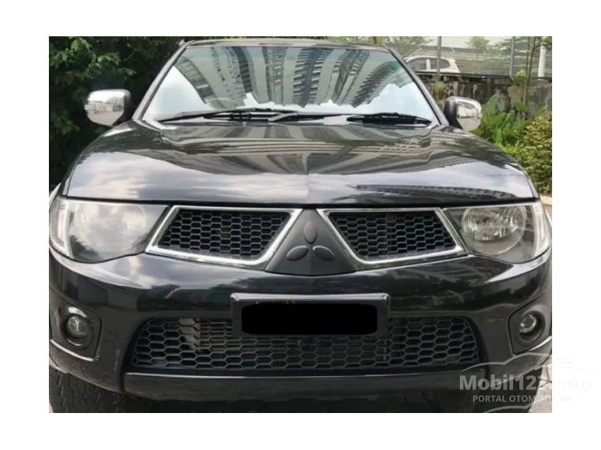 Jual Mobil Mitsubishi Strada Triton 2010 GLS Double Cab 2.5 di Jawa ...