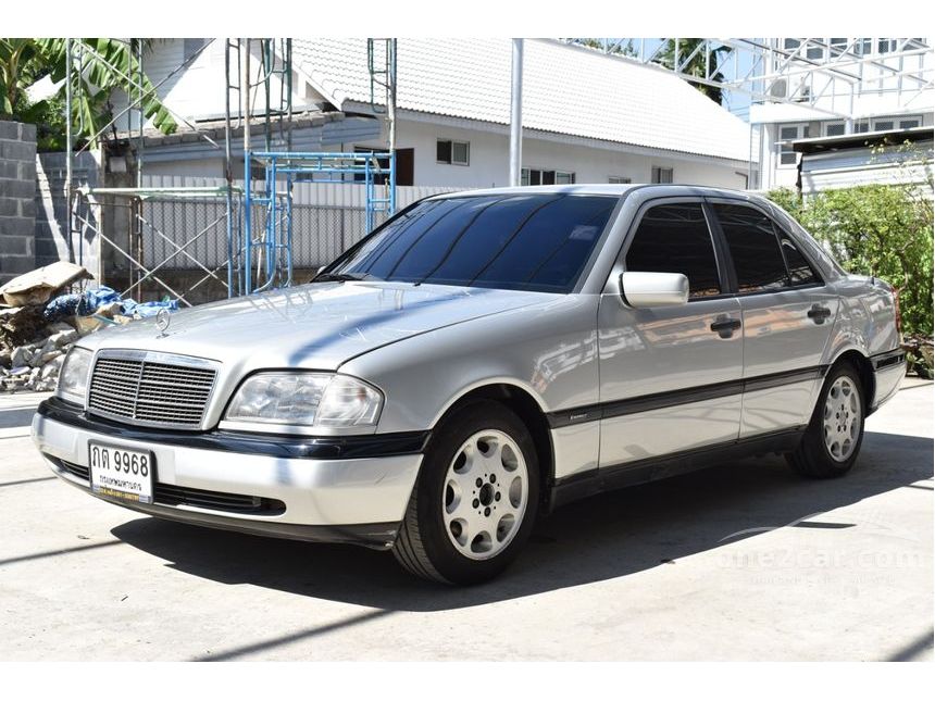 Mercedes-Benz C200 2000 2.0 in กรุงเทพและปริมณฑล Automatic Wagon สีเงิน ...