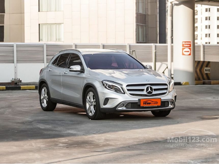 Jual Mobil Mercedes-Benz GLA200 2015 Urban 1.6 di DKI Jakarta Automatic ...