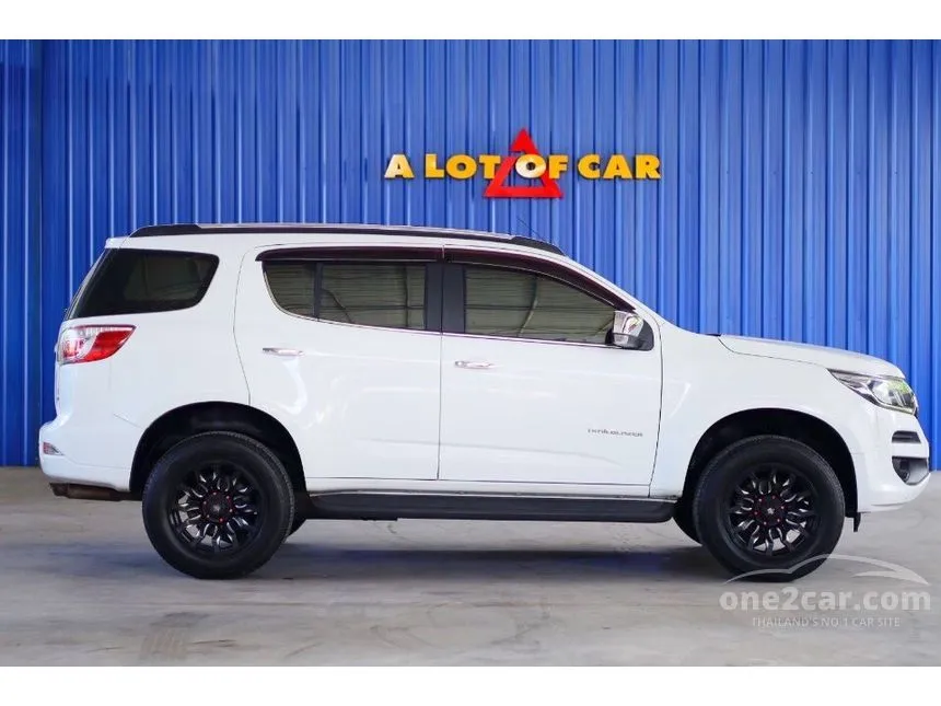 2017 Chevrolet Trailblazer 2.8 (ปี 12-16) LTZ SUV for sale on One2car