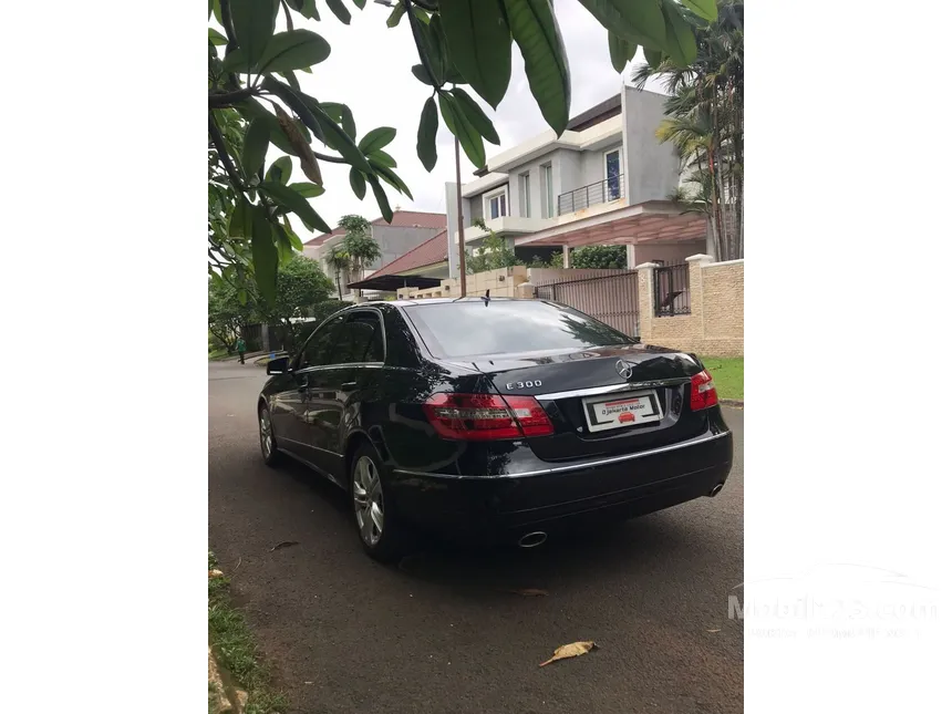 Jual Mobil Mercedes-Benz E300 2010 Avantgarde AMG 3.0 di DKI Jakarta Automatic Sedan Hitam Rp ...