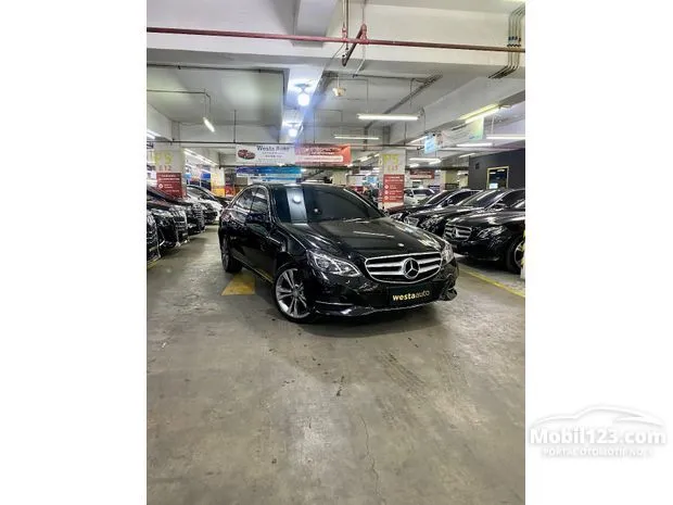 Jual Mercedes-Benz E-Class Mercy Bekas di Indonesia Harga Kredit Murah ...