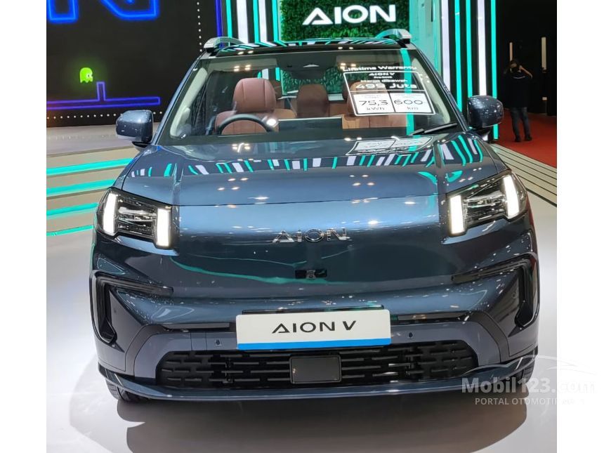 Jual Mobil GAC Aion V 2025 Luxury di Banten Automatic Wagon Biru Rp 499 ...