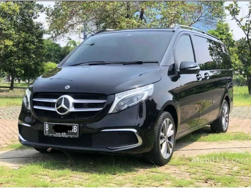 Jual Mobil Mercedes-Benz V260 2019 Avantgarde 2.0 di DKI Jakarta ...