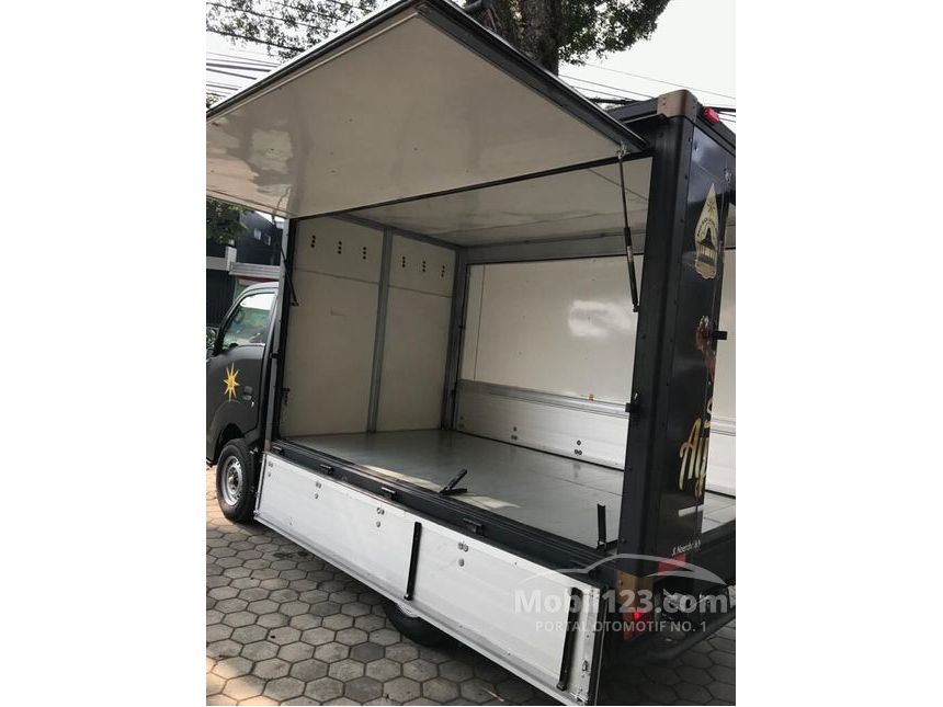 Jual Mobil Isuzu Traga 2019 2.5 di Jawa Timur Manual Pick-up Hitam Rp ...