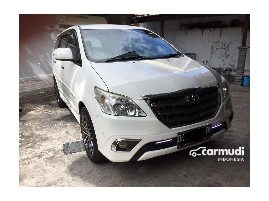 Toyota Kijang Innova 2014 E 2.0 in Bali Automatic MPV White for Rp 195. ...