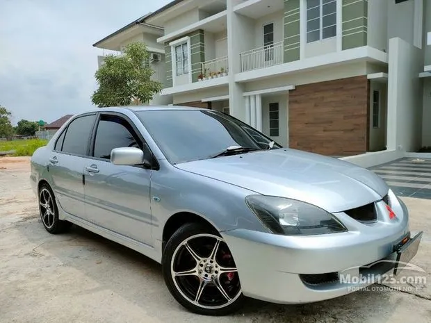 Used Mitsubishi Lancer for Sale in Indonesia | Mobil123