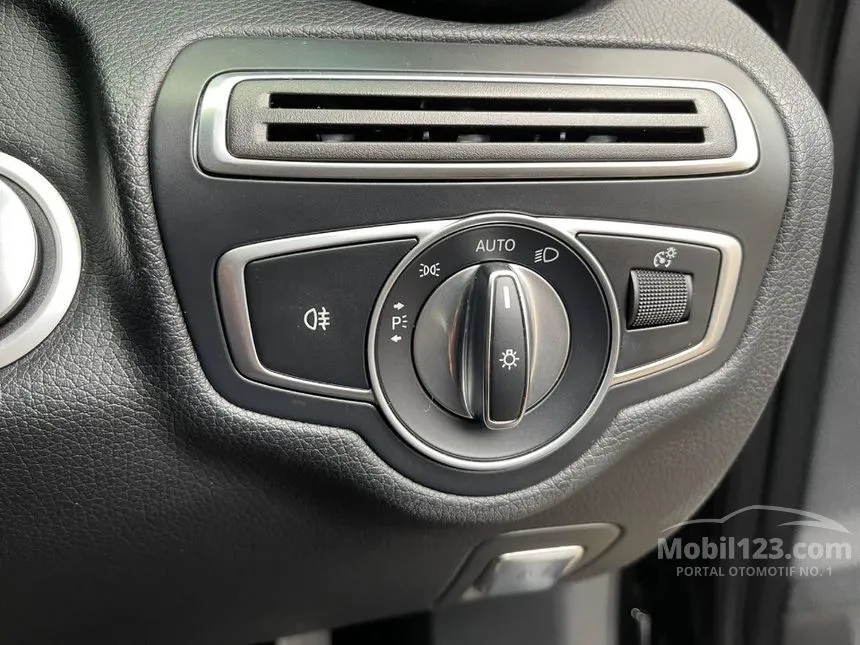 Jual Mobil Mercedes-Benz C200 2018 AMG 2.0 di DKI Jakarta Automatic ...