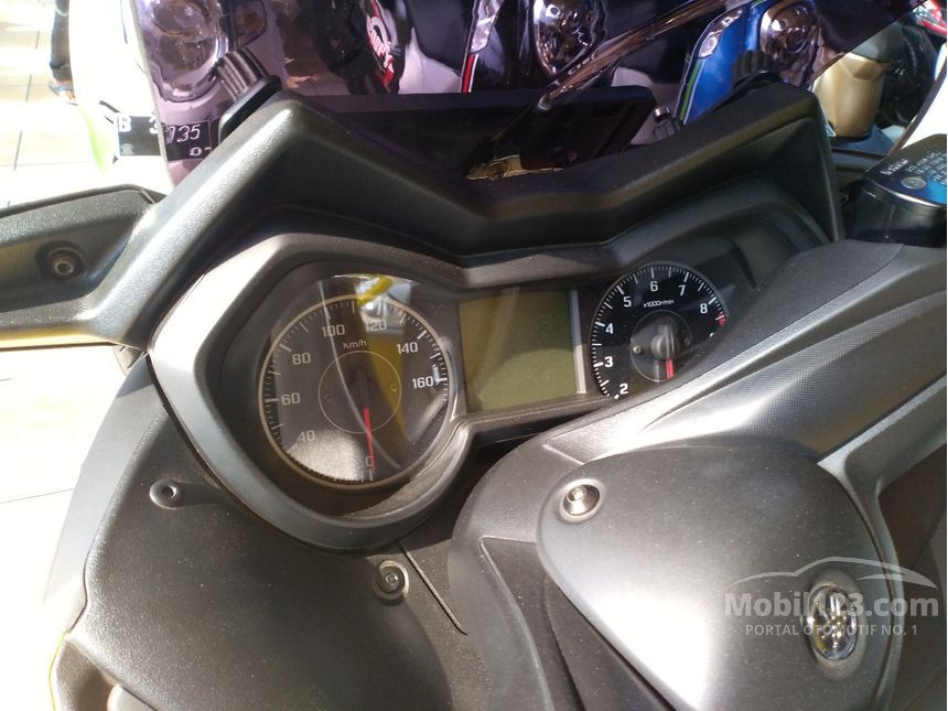 Jual Motor Yamaha X-MAX 2017 0.3 di DKI Jakarta Automatic Others Kuning ...