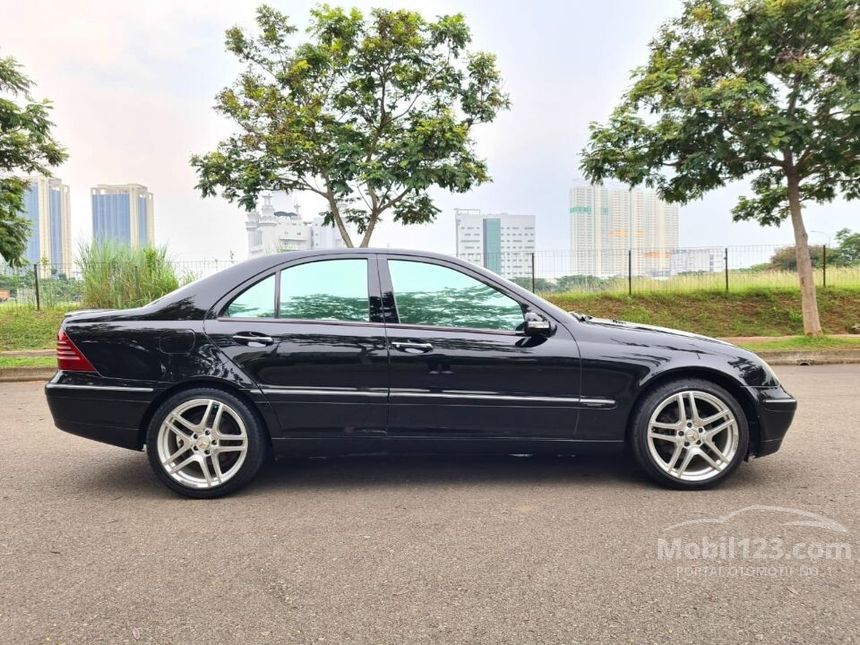 Jual Mobil Mercedes-Benz C240 2001 Elegance 2.6 di DKI Jakarta ...