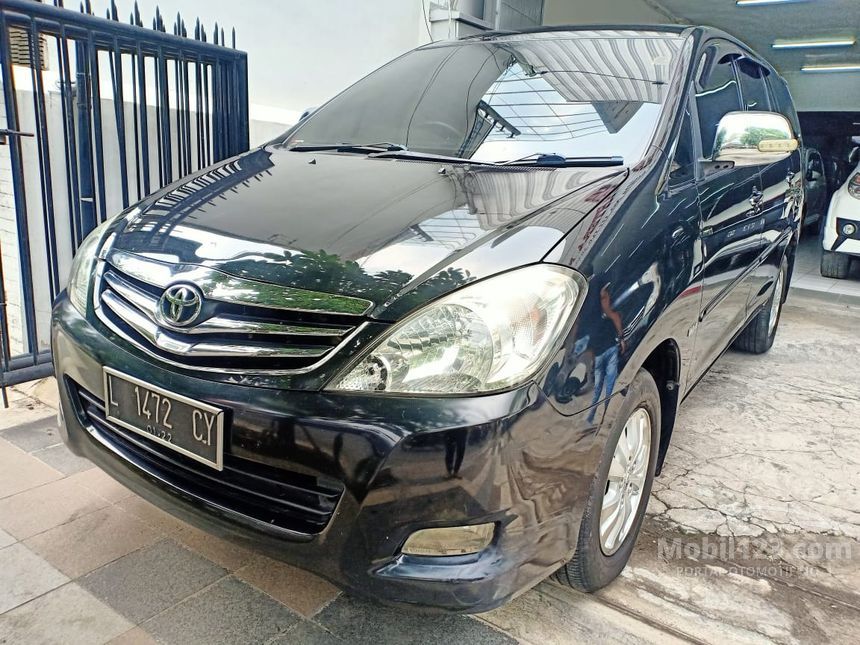 Jual Mobil Toyota Kijang Innova 2011 V 2.0 di Jawa Timur Automatic MPV ...