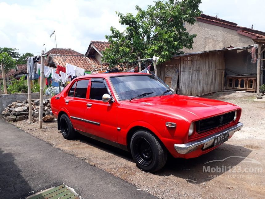 Jual Mobil Toyota Corolla 1973 1.3 di Jawa Barat Manual Sedan Merah Rp ...
