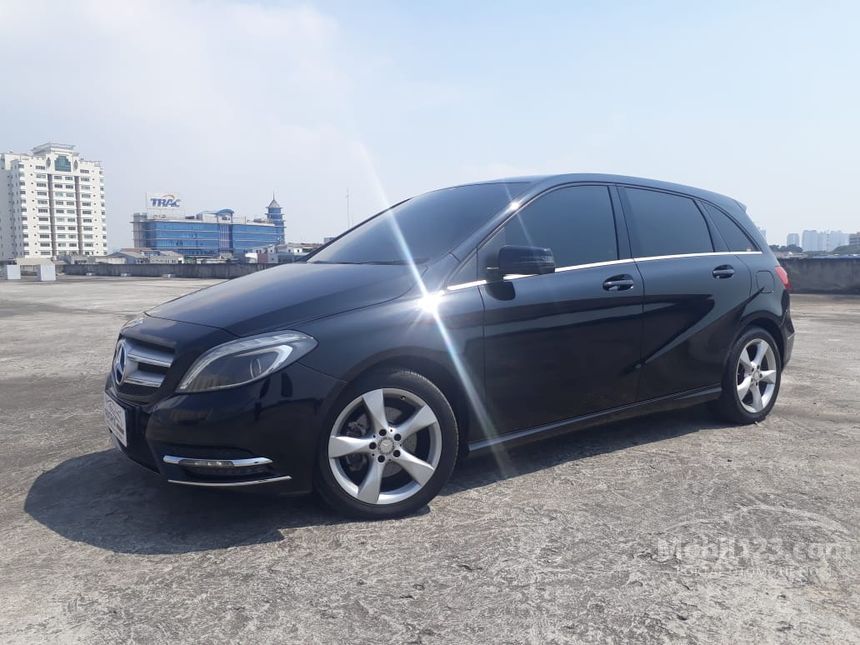 Jual Mobil Mercedes-Benz B200 2014 Sport 1.6 di DKI Jakarta Automatic ...