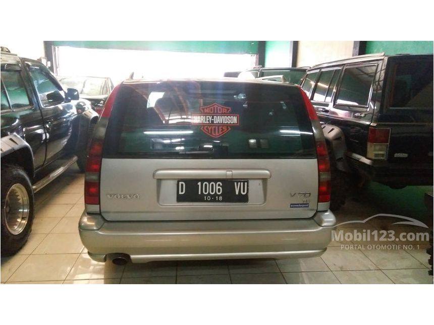 Jual Mobil Volvo V70 1997 2.3 di Jawa Barat Automatic MPV Minivans Silver Rp 110.000.000 ...