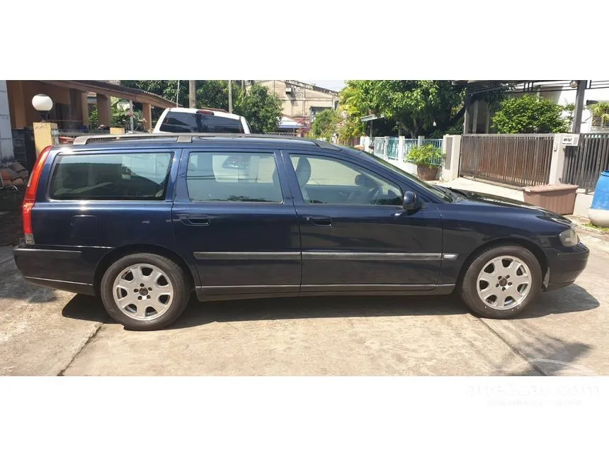 2002 Volvo V70 2.3 (ปี 00-08) 2.3 Wagon AT for sale on One2car