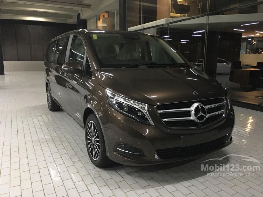 Jual Mobil Mercedes-Benz V260 2018 Avantgarde 2.0 di DKI Jakarta ...