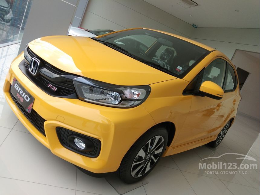 Jual Mobil Honda Brio 2019 RS 1.2 di Jawa Timur Automatic Hatchback ...