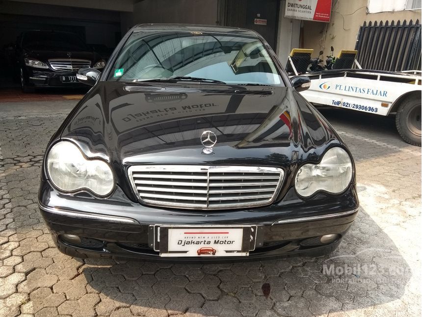 Jual Mobil Mercedes-Benz C240 2001 Elegance 2.6 di DKI Jakarta Automatic Sedan Hitam Rp 115.000. ...