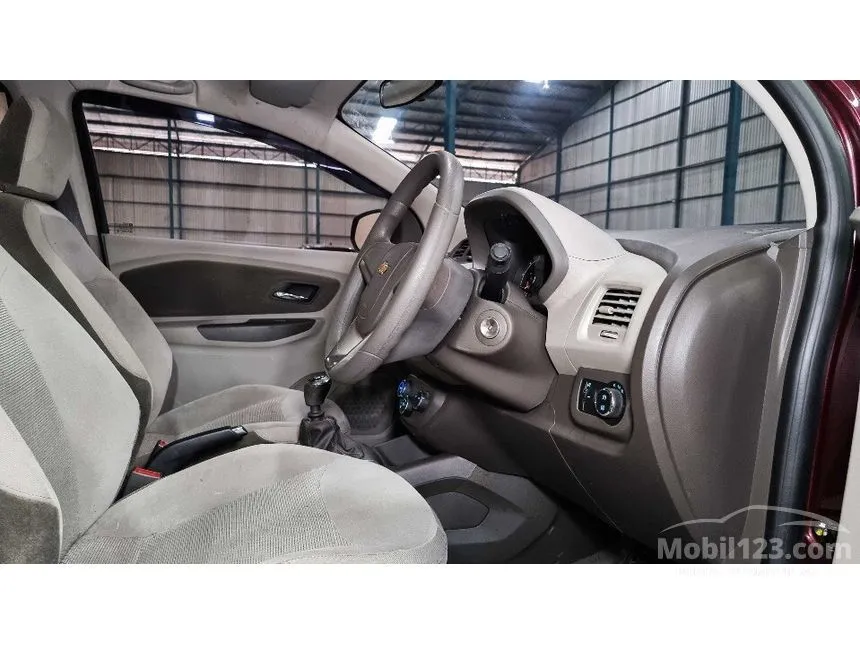 Jual Mobil Chevrolet Spin 2014 LTZ 1.2 di Jawa Barat Manual SUV Marun ...