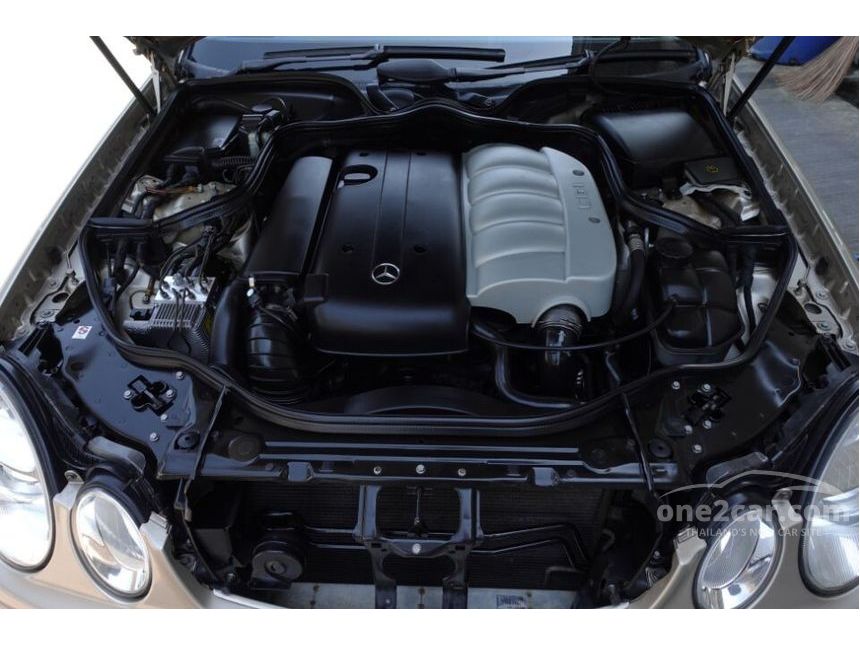 Mercedes-Benz E220 CDI 2004 Classic 2.1 in กรุงเทพและปริมณฑล Automatic ...