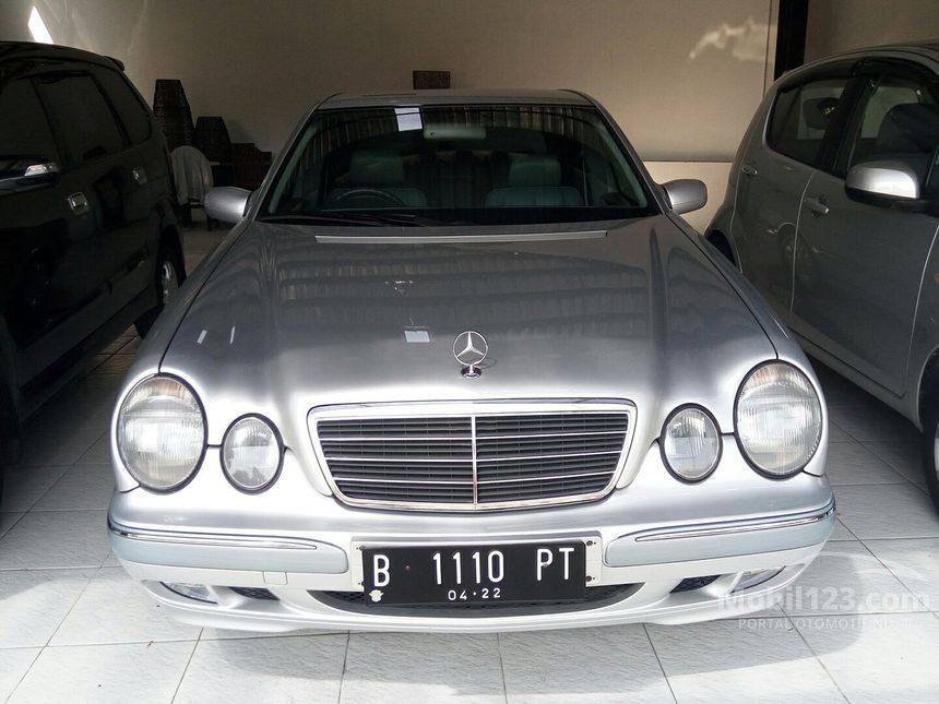 Jual Mobil Mercedes-Benz E240 2002 W210 2.6 di Yogyakarta Automatic Sedan Silver Rp 125.000.000 ...