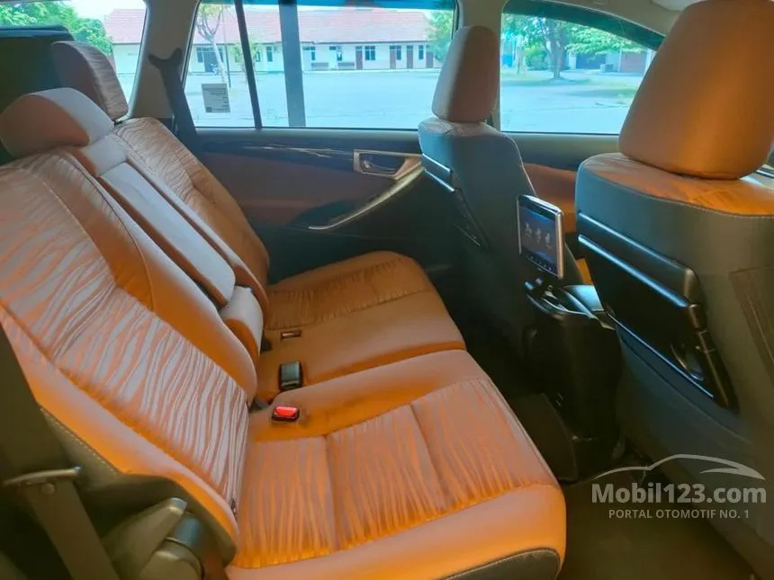 Jual Mobil Toyota Kijang Innova 2019 V 2.4 di Jawa Timur Automatic MPV Abu-abu Rp 373.000.000 ...