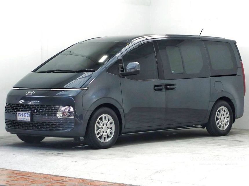 2023 Hyundai Staria 2.2 (ปี 21-28) S Van for sale on One2car