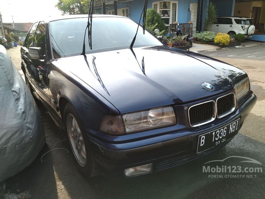 Jual Mobil BMW 320i 1995 E36 2.0 Automatic 2.0 di DKI Jakarta Automatic Sedan Biru Rp 45.500.000 ...