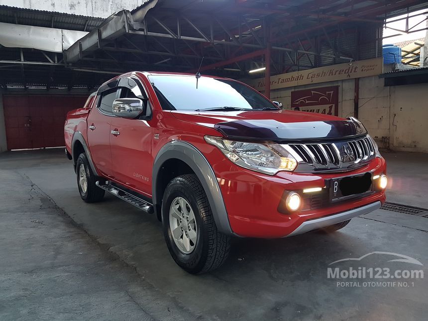 Jual Mobil Mitsubishi Triton 2016 EXCEED 2.5 di Jawa Barat Manual Pick ...