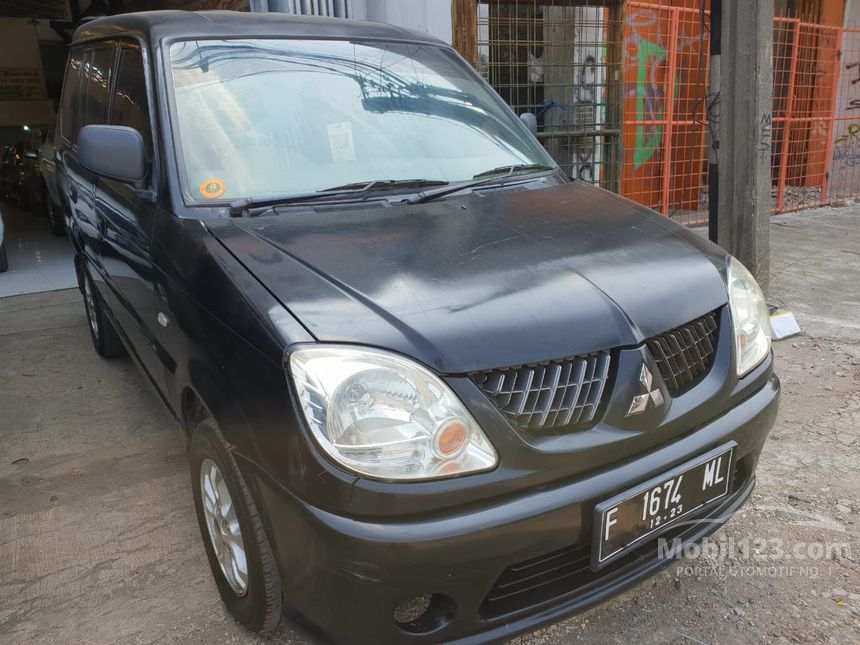 Jual Mobil Mitsubishi Kuda 2004 Deluxe 2.5 di Jawa Barat Manual MPV ...