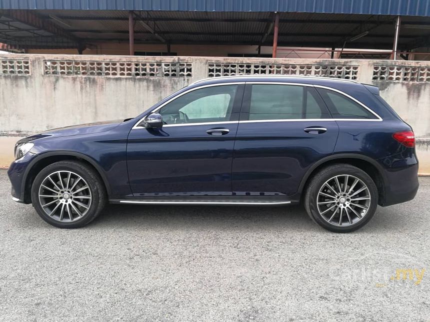 Mercedes-Benz GLC250 2017 4MATIC AMG 2.0 in Johor Automatic Coupe Blue ...