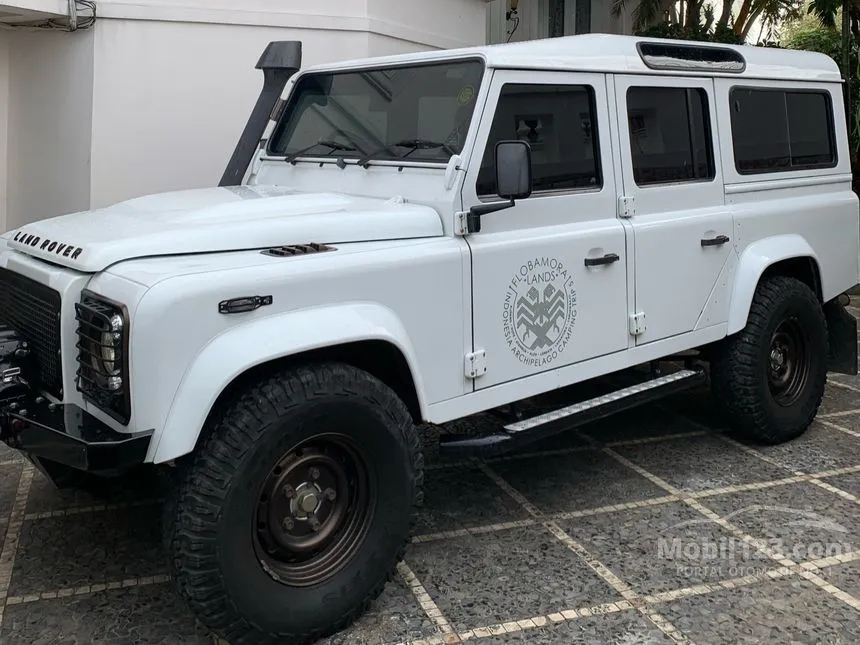 Jual Mobil Land Rover Defender 2011 110 2.2 di DKI Jakarta Manual SUV ...