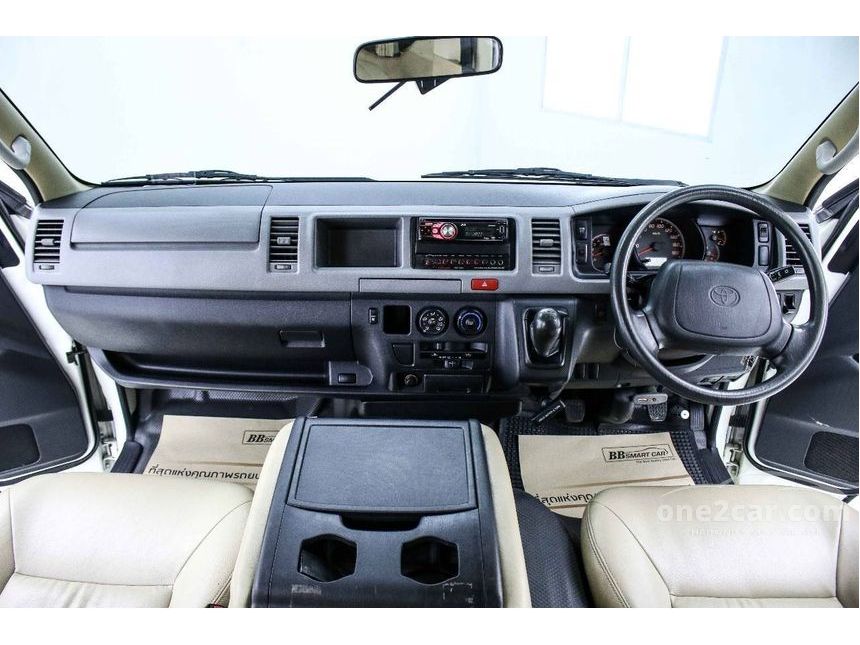 Toyota Hiace 2013 D4D 2.5 in กรุงเทพและปริมณฑล Manual Van สีขาว for ...