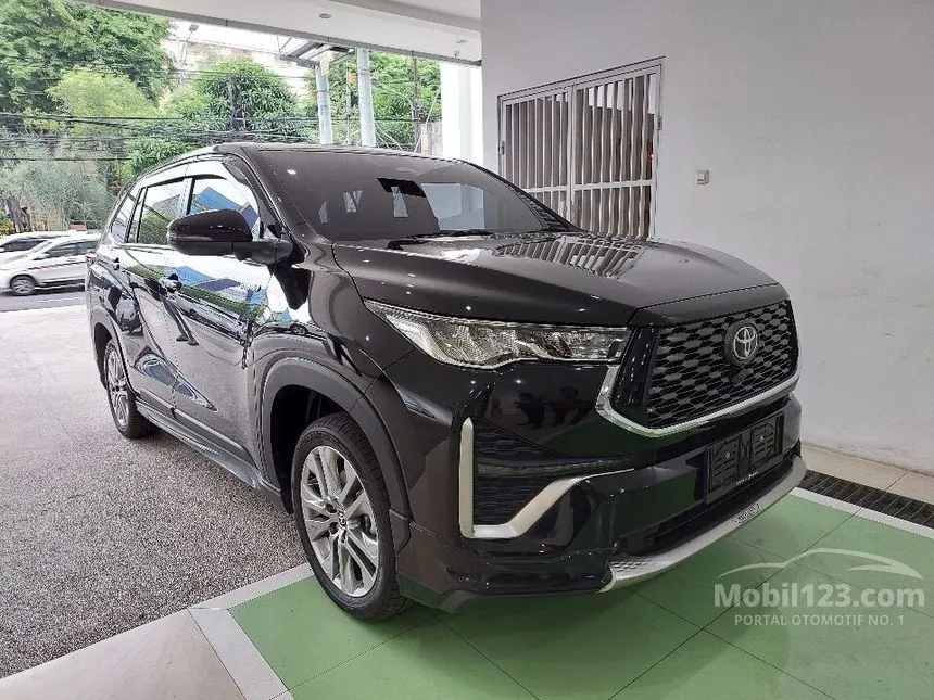 Jual Mobil Toyota Kijang Innova Zenix 2022 Q HV TSS Modellista 2.0 di ...