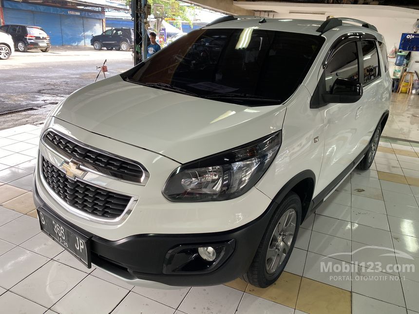 Jual Mobil Chevrolet Spin 2015 ACTIV 1.5 di DKI Jakarta Automatic SUV ...