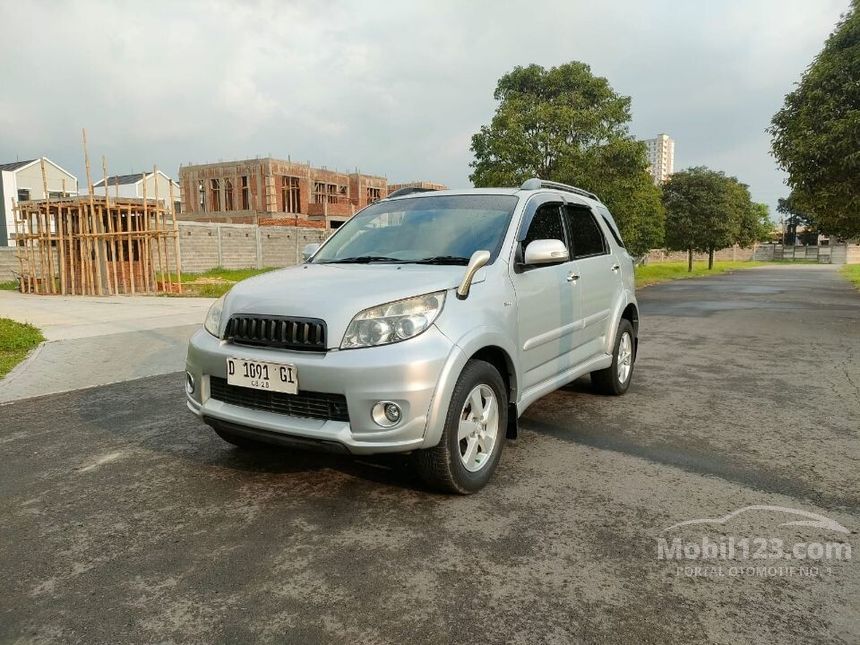 Jual Mobil Toyota Rush 2013 G 1.5 di Jawa Barat Automatic SUV Silver Rp ...