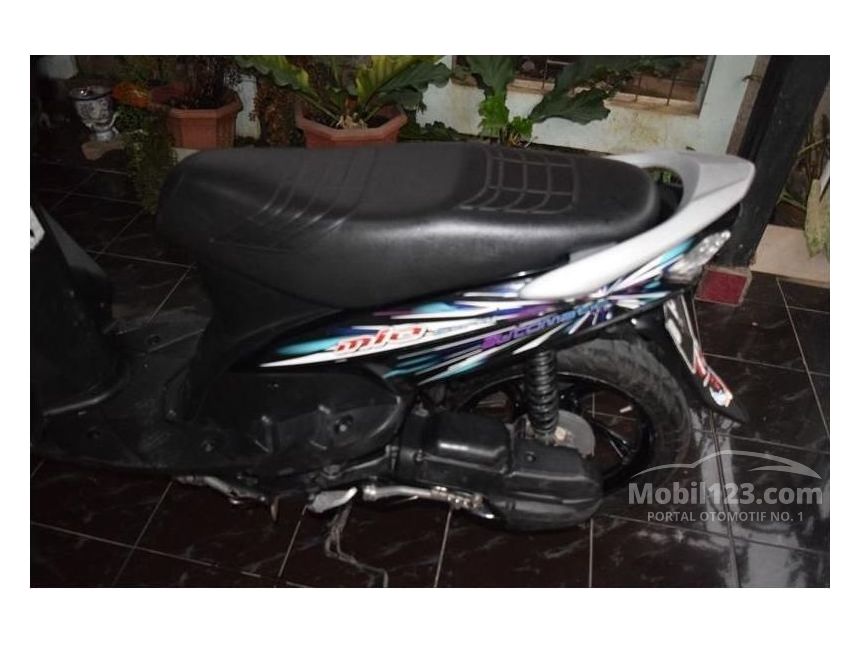 Jual Motor Yamaha Mio 2009 0.1 di DKI Jakarta Automatic Hitam Rp 6.000. ...