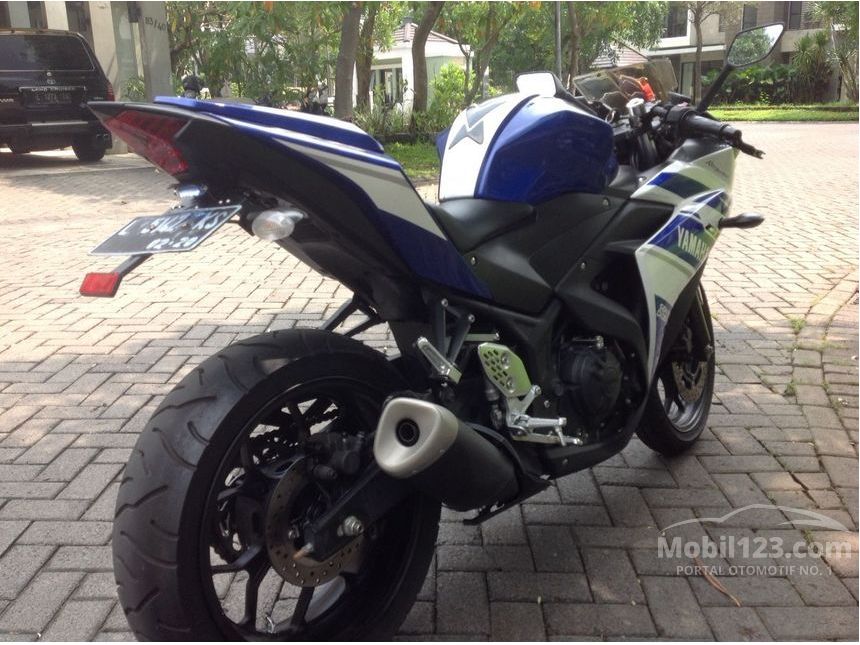 Jual Motor Yamaha YZF R25 2015 FI 0.2 di Jawa Timur Manual Sport Bike ...