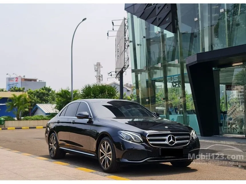 Jual Mobil Mercedes-Benz E200 2019 Avantgarde 2.0 di DKI Jakarta Automatic Sedan Hitam Rp 725. ...