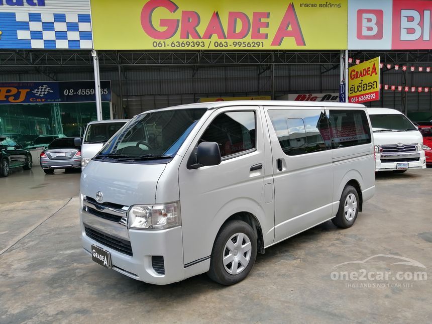Toyota Hiace 2017 D4D 3.0 in กรุงเทพและปริมณฑล Manual Van สีขาว for ...