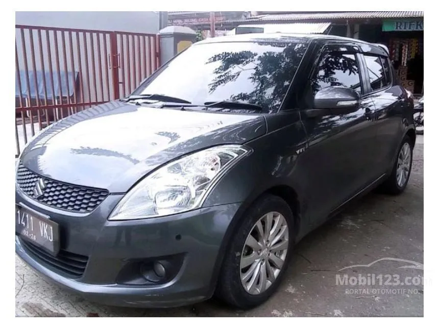 Jual Mobil Suzuki Swift 2015 GX 1.4 di Jawa Barat Manual Hatchback Abu ...