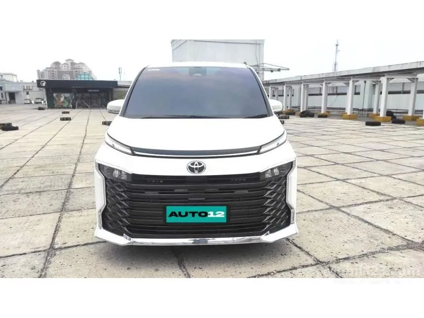 Jual Mobil Toyota Voxy 2022 2.0 di DKI Jakarta Automatic Van Wagon ...
