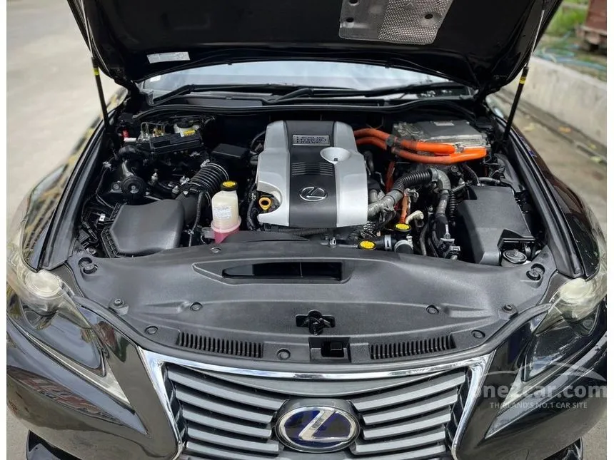 2014 Lexus IS300h 2.5 (ปี 12-16) Luxury Sedan for sale on One2car