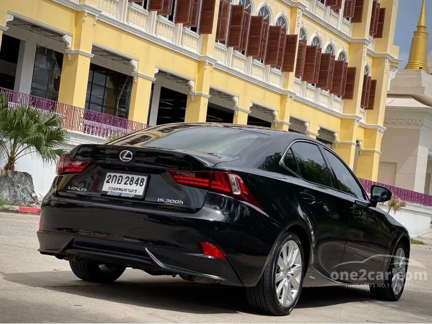 2014 Lexus IS300h 2.5 (ปี 12-16) Luxury Sedan for sale on One2car