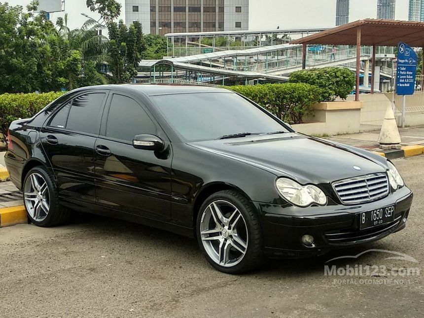 Jual Mobil Mercedes-Benz C240 2005 Elegance 2.6 di DKI Jakarta ...